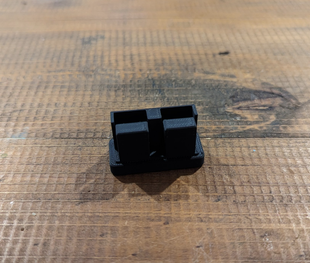 Dual Anderson Plug Flush Mount & 2x Plug Caps - Black – VideoShowMeHow